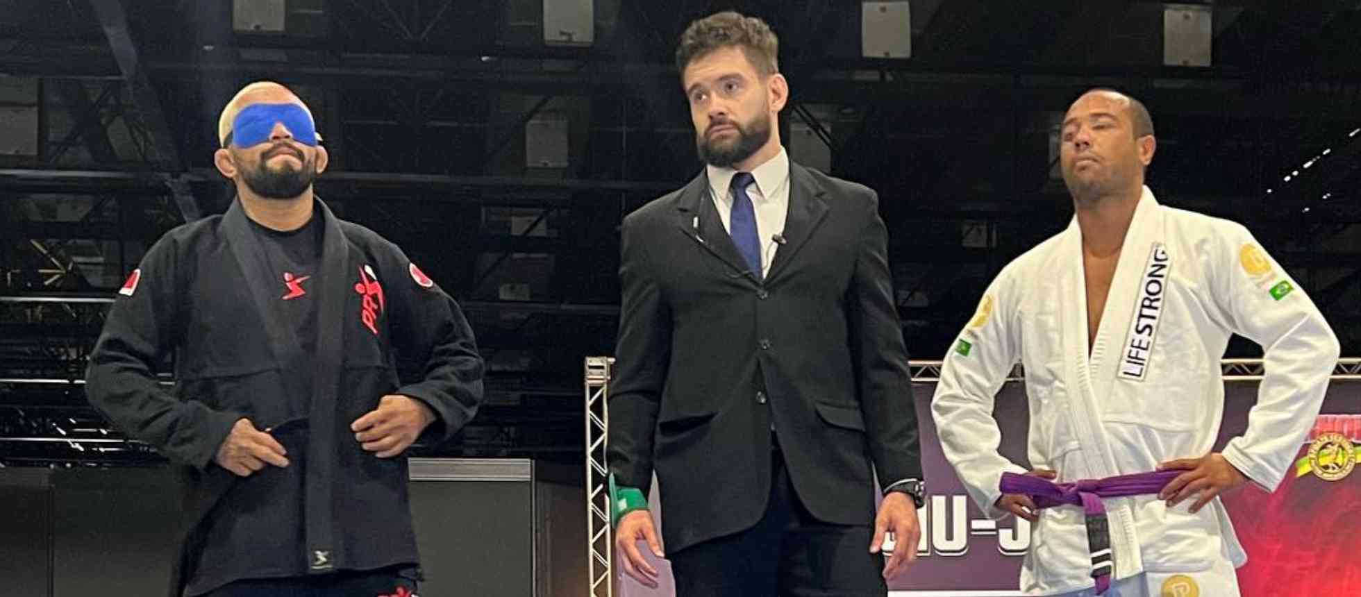 WATCH: Former UFC champ competes blindfolded in BJJ charity match to ...